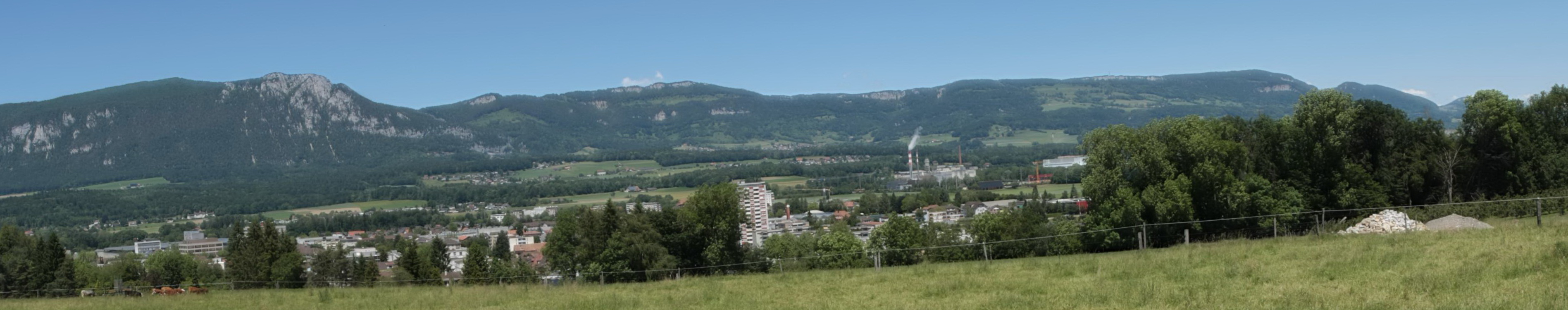 Zuchwil (im lokalen Dialekt Zuchu) ist eine politische Gemeinde im ...